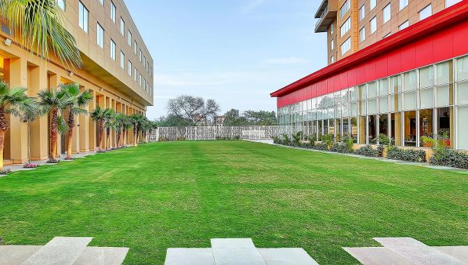 Radisson Red Chandigarh Mohali séjour avec vol inclus » ltur
