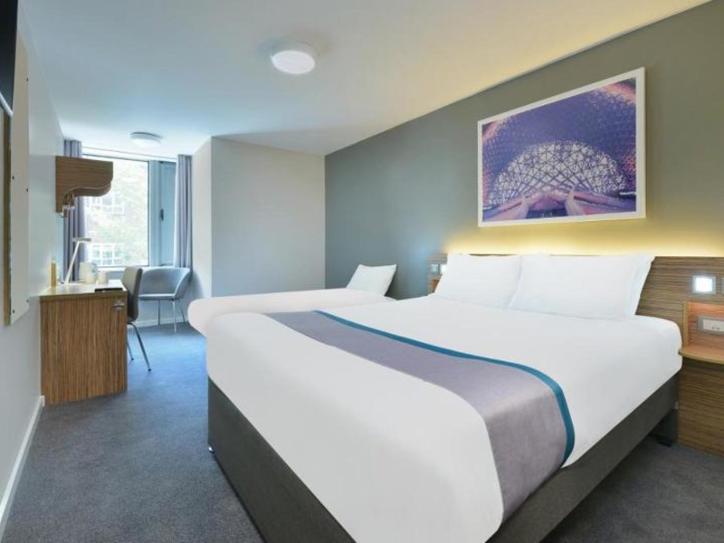 Travelodge Gatwick Airport Central Urlaub inkl. Flug » ltur